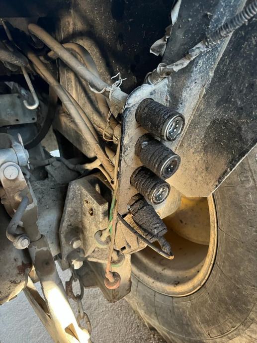 Traktor Massey Ferguson Fermec 650