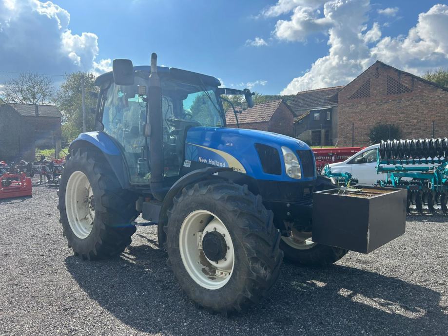 Traktor New Holland TS115A