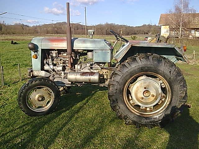 TRAKTOR RAKOVICA R-65
