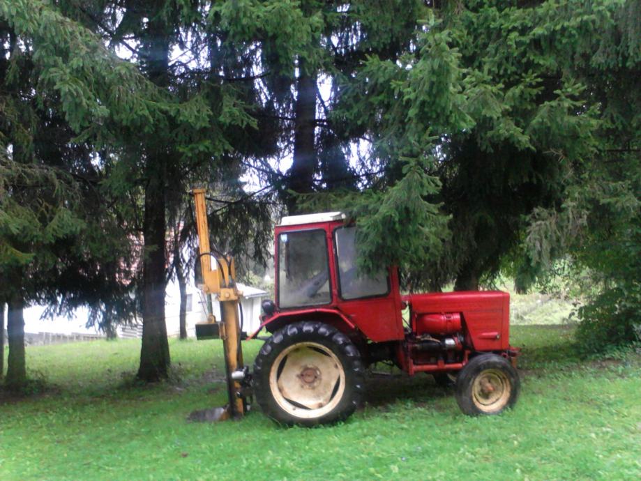 TRAKTOR RUS 31KS,SA CJEPACEM HIDRAULICNIM,KRNJAK!!