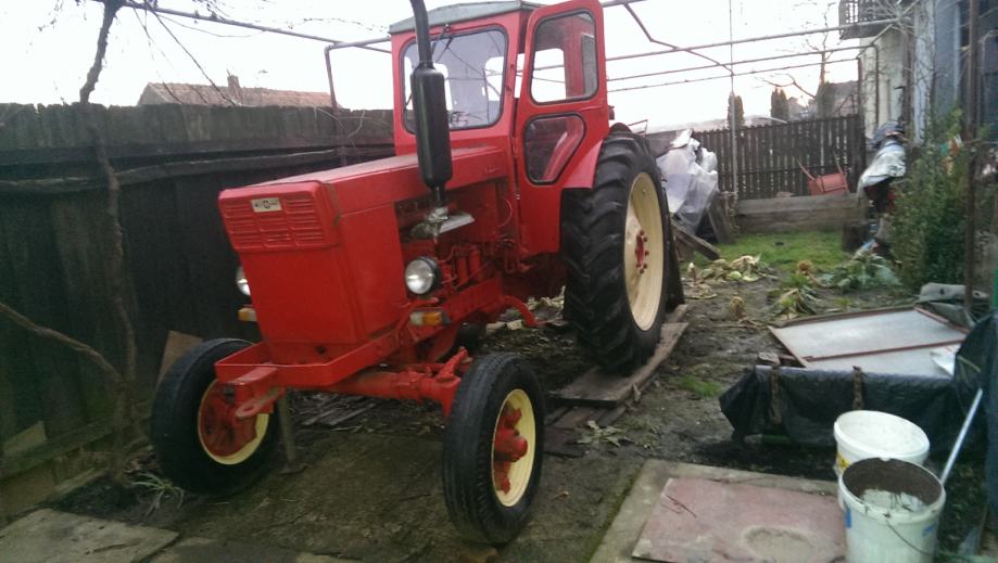 TRAKTOR RUS T-40 HITNO!!!!