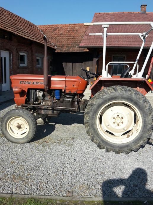 Traktor ŠTORE 402
