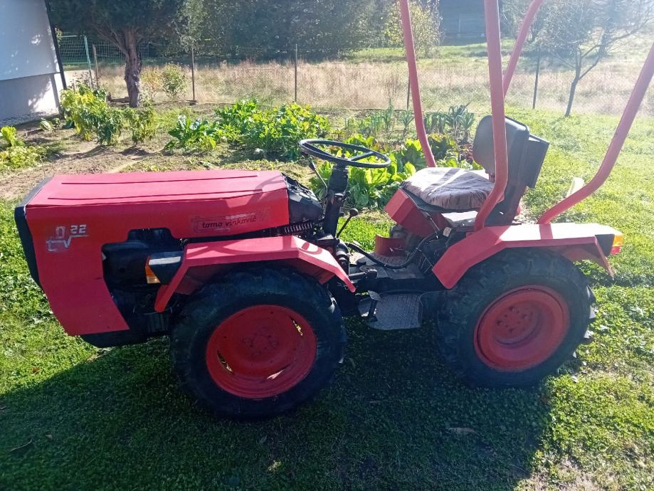 traktor tomo vinković 822