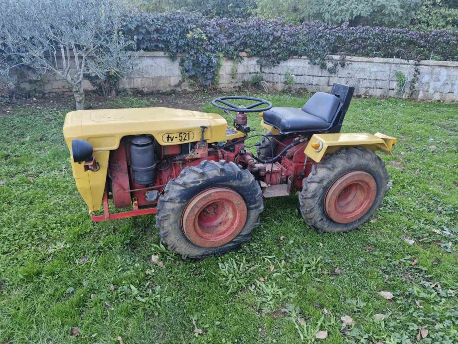 Traktor Tomo Vinković