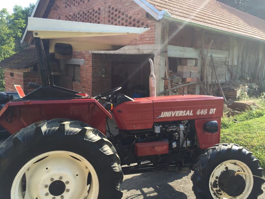 Traktor Univerzal Dtc 445