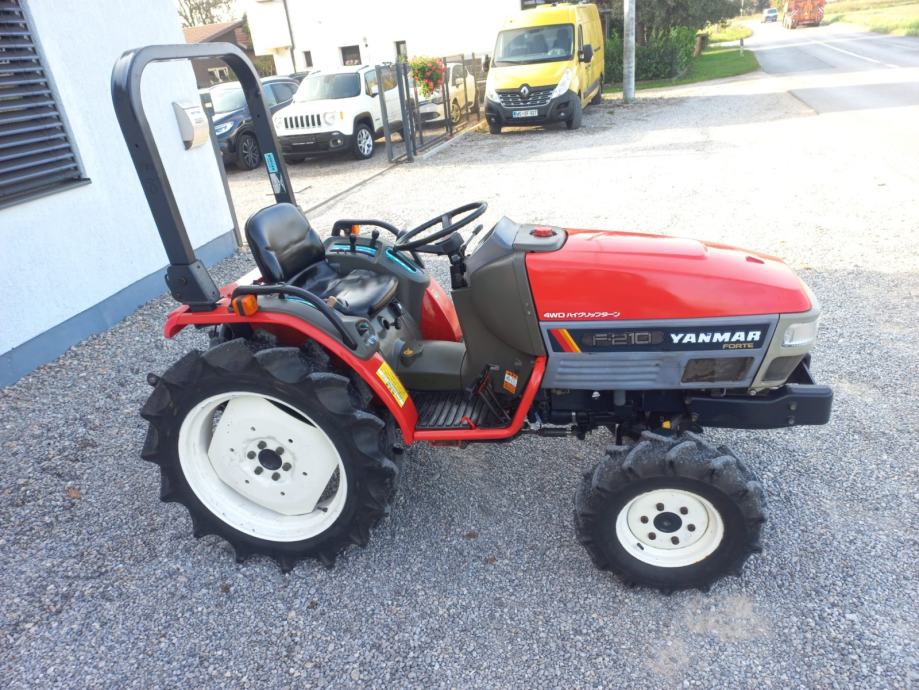 Traktor Yanmar 4x4 F210