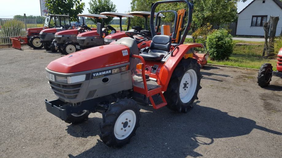 TRAKTOR YANMAR AF-22