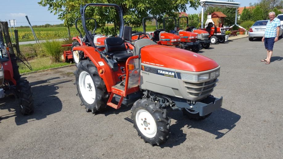 TRAKTOR YANMAR AF-22
