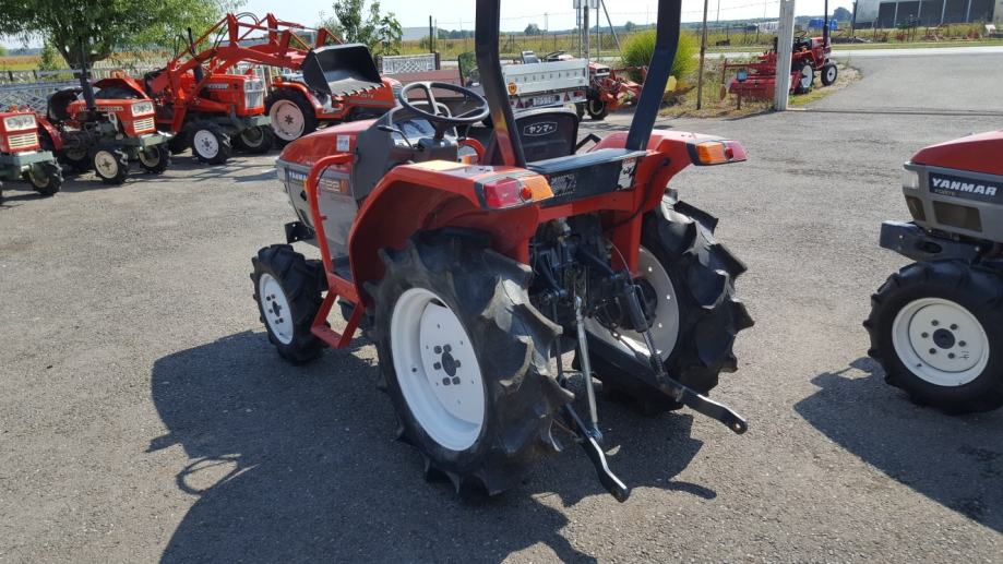 TRAKTOR YANMAR AF-22