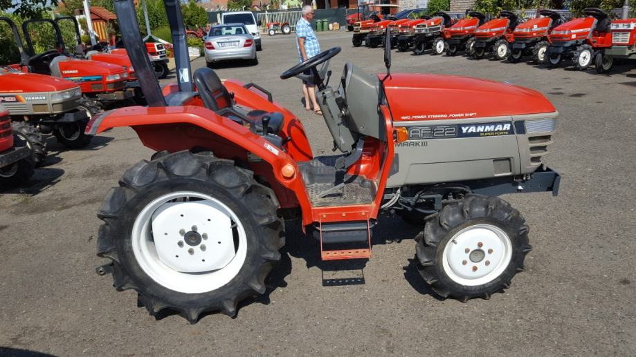 TRAKTOR YANMAR AF-22