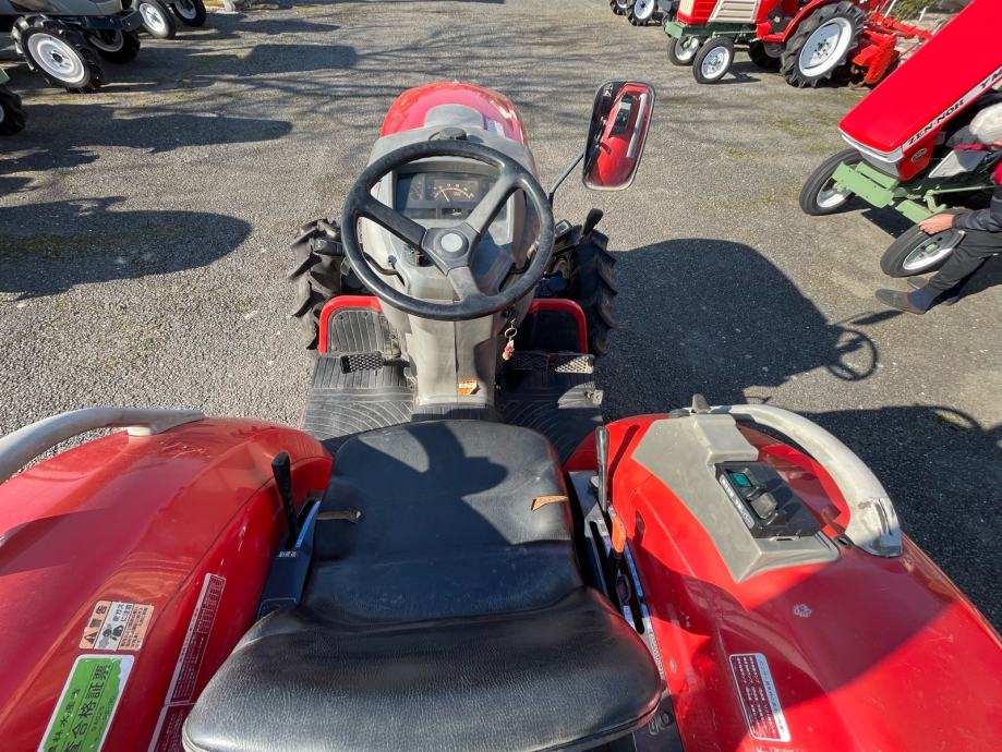 TRAKTOR YANMAR RS-30