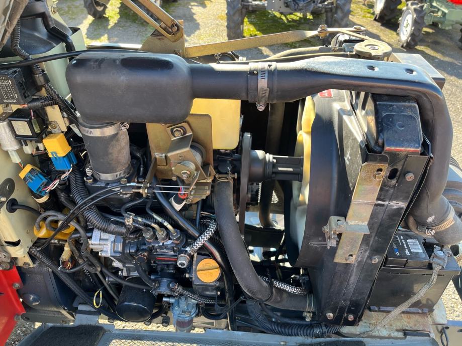 TRAKTOR YANMAR RS-30