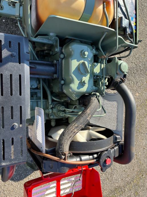 TRAKTOR YANMAR YM1110