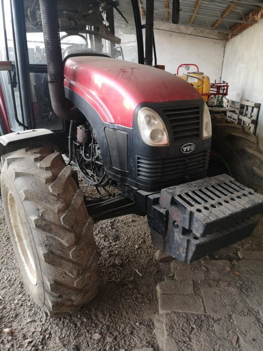 TRAKTOR YTO X904