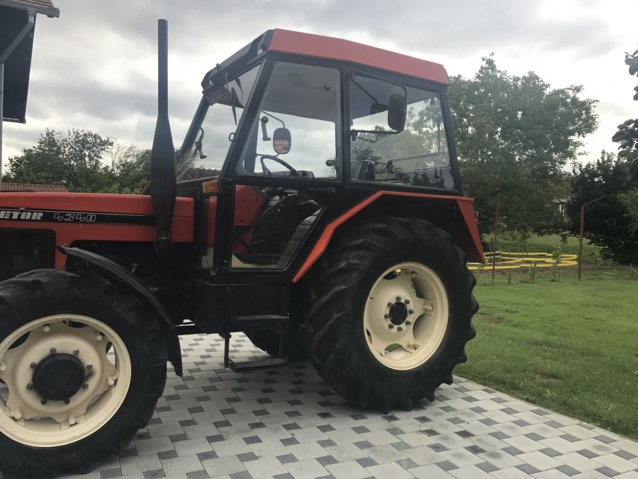 TRAKTOR ZETOR 4340