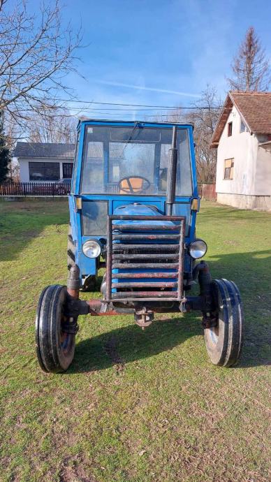 Traktor Zetor 4511, rabljeni u radnom stanju