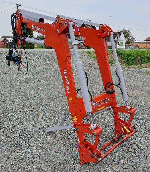 UTOVARIVAČ ZA ZETOR PROXIMU
