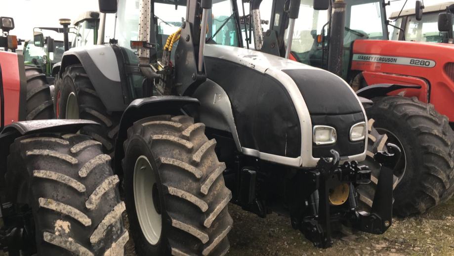 VALTRA T161 + ALo