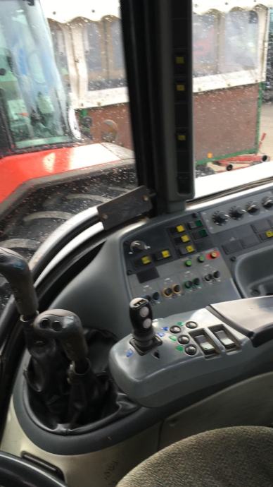 VALTRA T161 + ALo