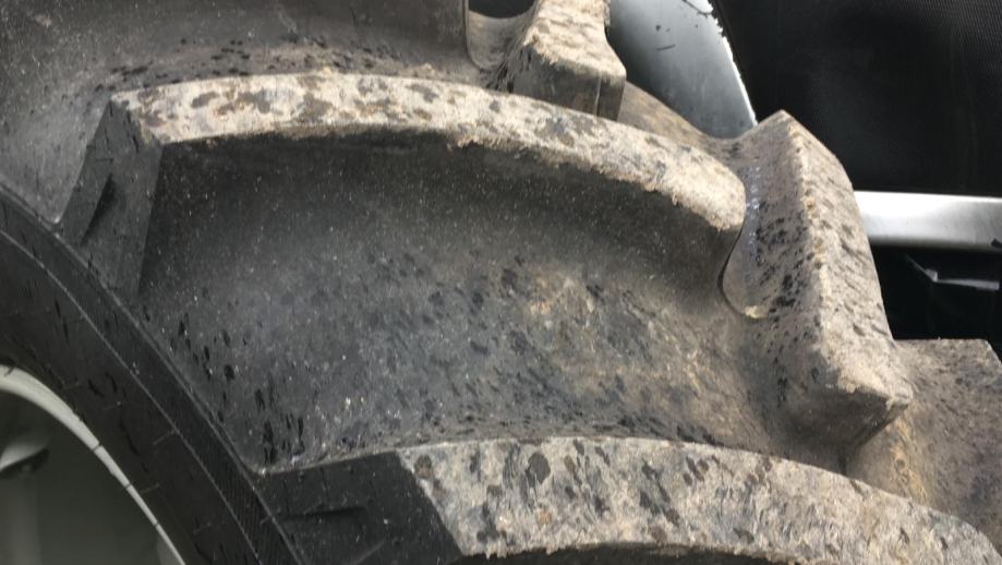 VALTRA T161 + ALo