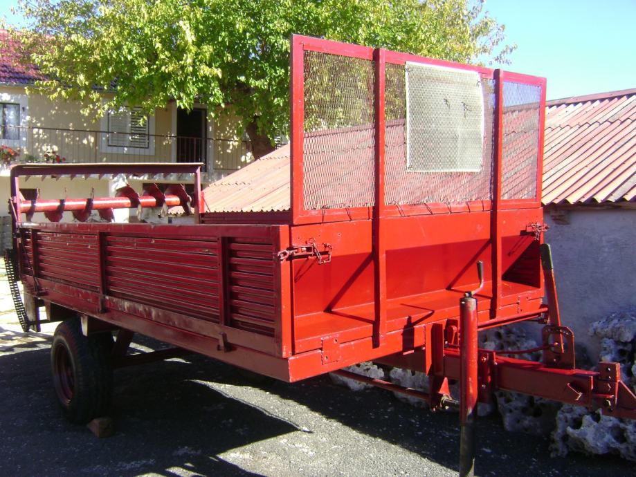 Prikolica za gnoj SIP, TG 35 u BENKOVCU