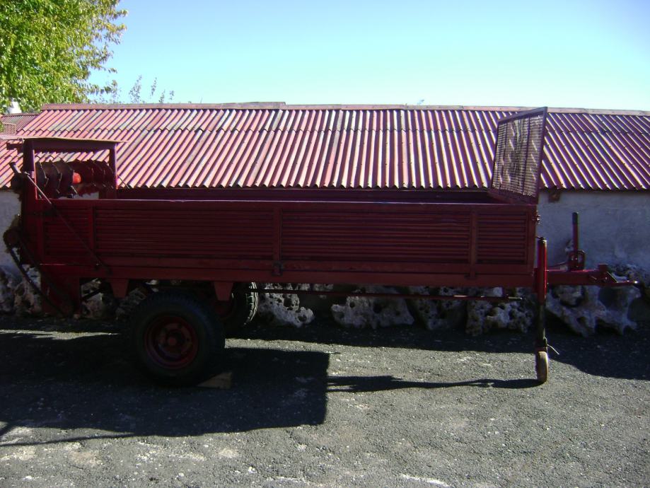 Prikolica za gnoj SIP, TG 35 u BENKOVCU