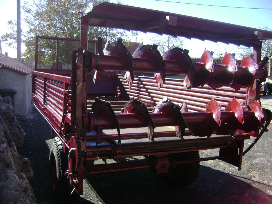 Prikolica za gnoj SIP, TG 35 u BENKOVCU