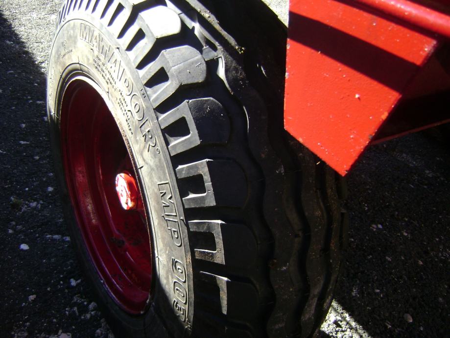 Prikolica za gnoj SIP, TG 35 u BENKOVCU