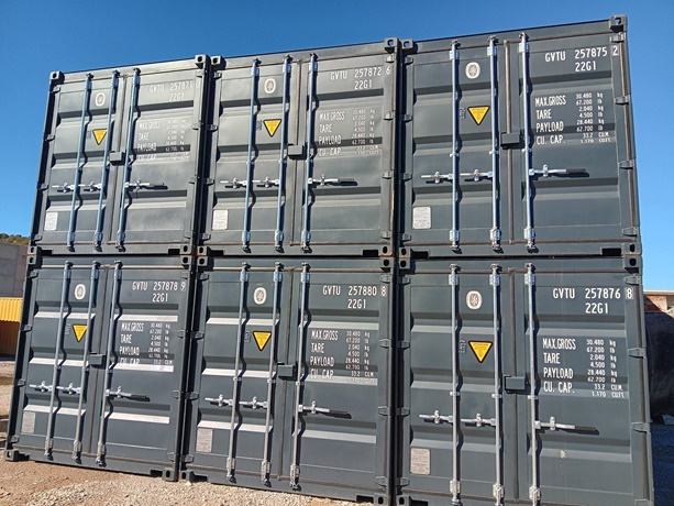 Novi transportni kontejner 20DV