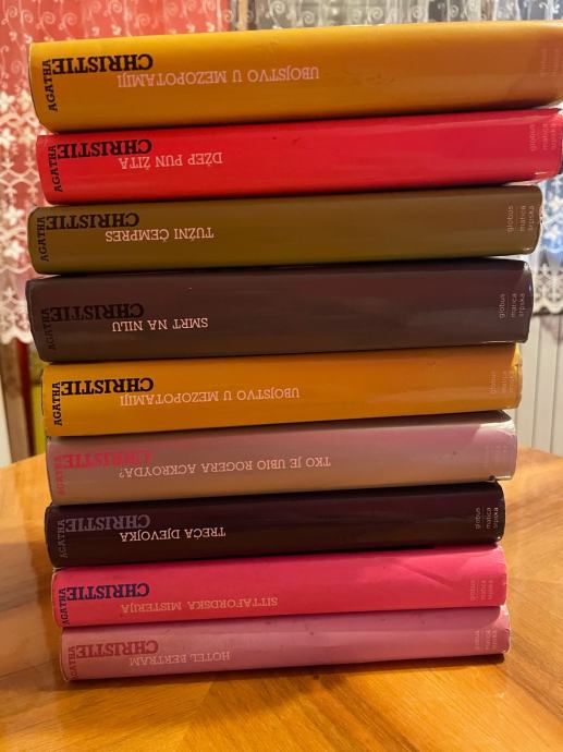 Agatha Christie romani - 2 romana