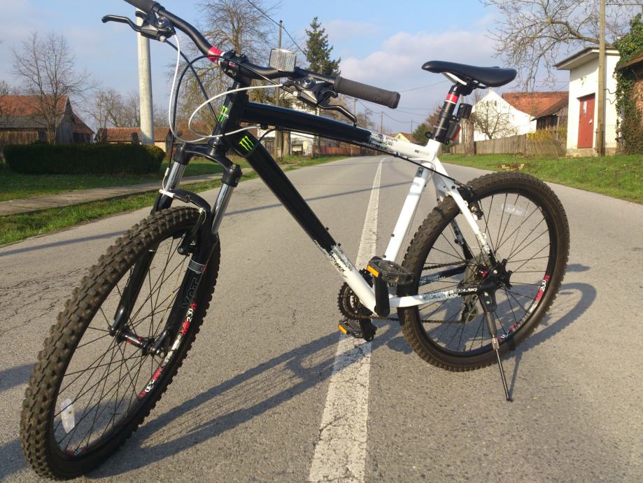 Diamondback Response bicikl