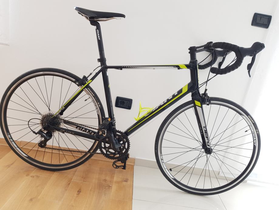 GIANT DEFY 3 COMPACT vel. M/L
