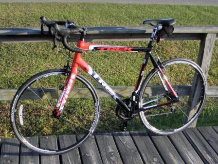 cestovni bicikl Trek 2.1, Shimano 105, 2011g.