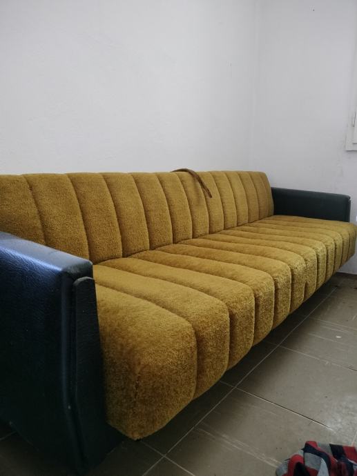 Vintage kauč na razvlačenje