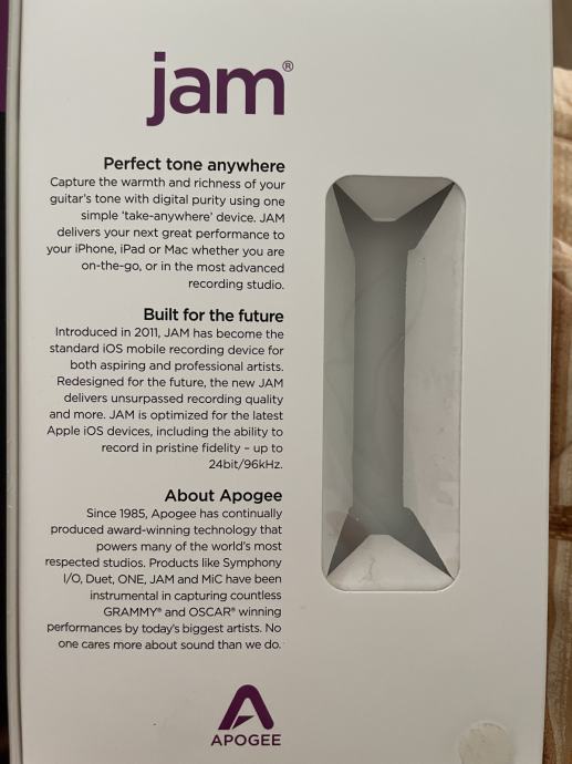 JAM professional guitar input for iPhone