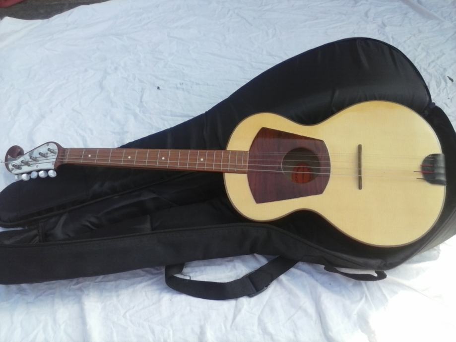 Tambura Brač (Basprim)