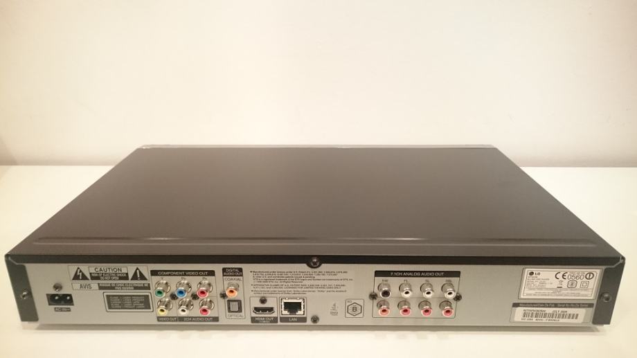 PRODANO.!!! LG BD-390 BLU-RAY BLURAY BD PLAYER