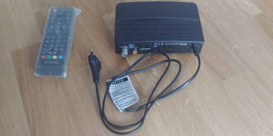 Strong DVB T2 receiver - SRT 8209