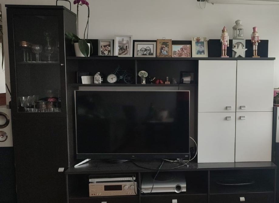 Ormar za dnevni boravak + TV LED 125 cm