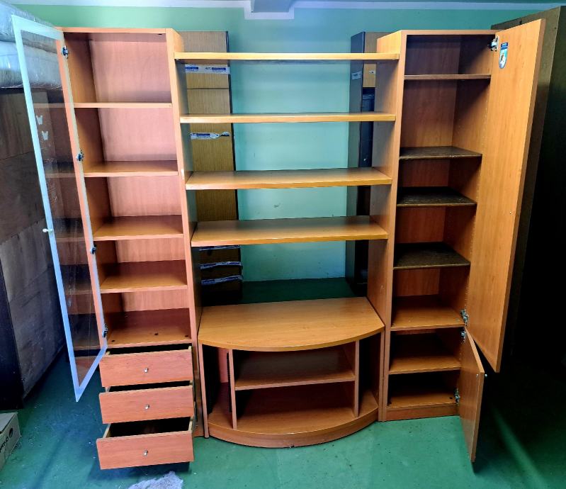 Ormar za dnevni boravak