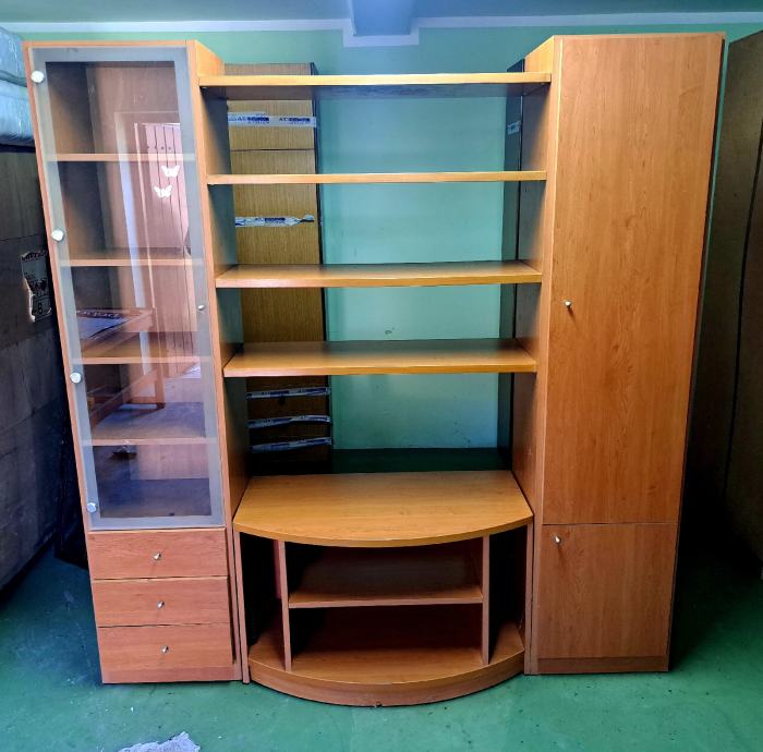 Ormar za dnevni boravak