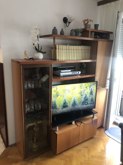 Regal za dnevni boravak + komoda