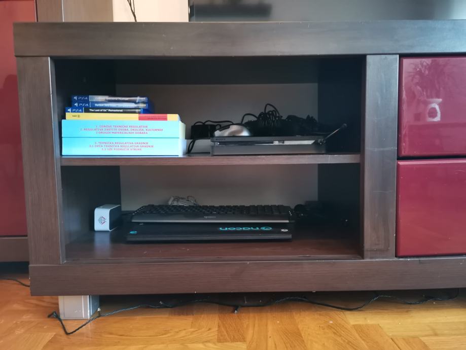 Regal za dnevni boravak (regal, vitrina i TV ormar)