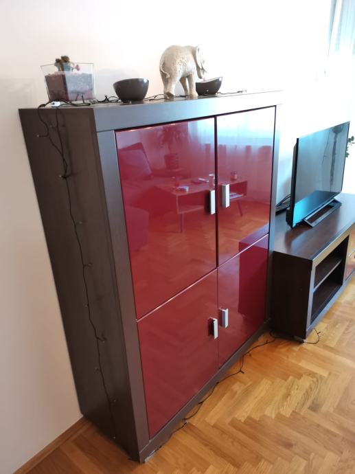 Regal za dnevni boravak (regal, vitrina i TV ormar)