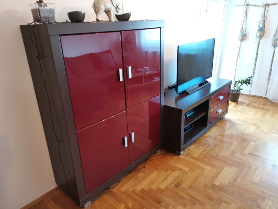 Regal za dnevni boravak (regal, vitrina i TV ormar)