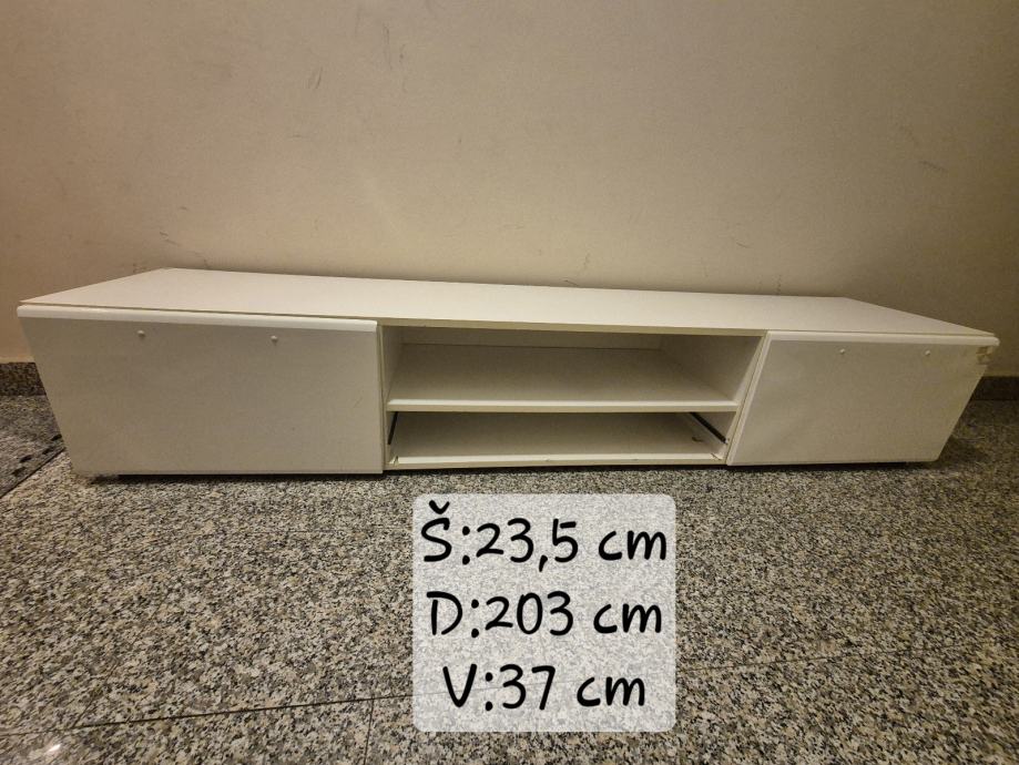 Regla, tv klupa i zidna polica POKLANJAM