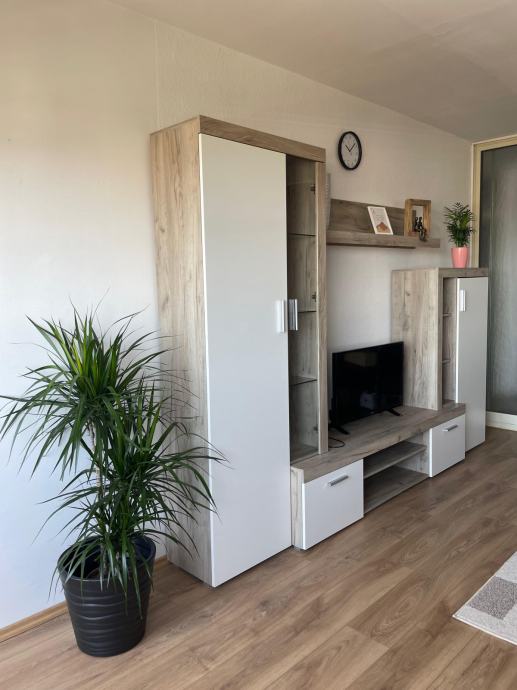 TV komoda, POVOLJNO, HITNO