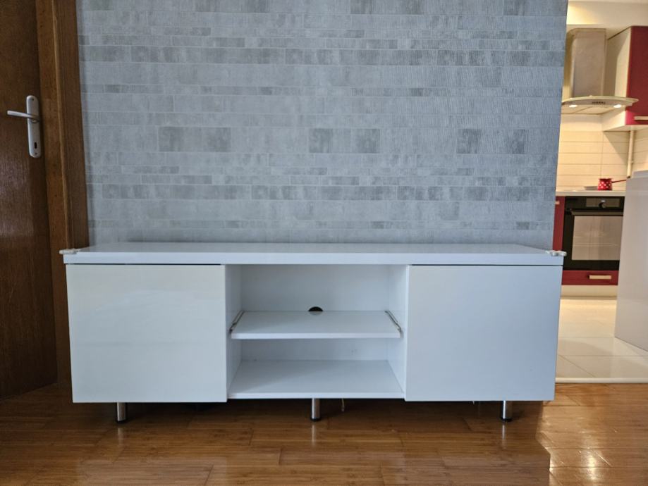 Tv ormarić/komoda