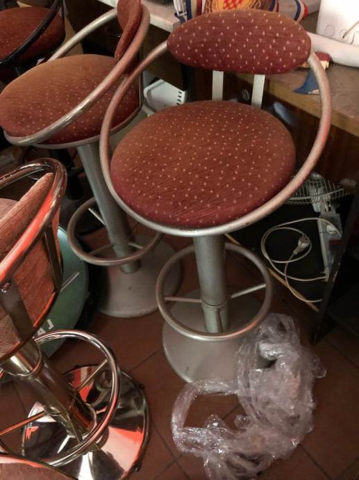 Barske stolice visoke