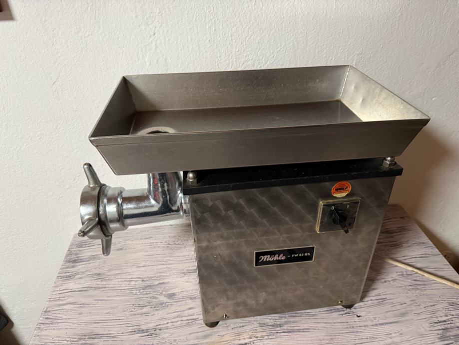 Möhle FW 82 RS – stroj za mljevenje mesa